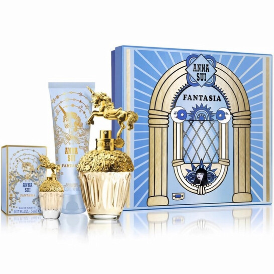 Fashion Icon With Fantasia Fragrance Line