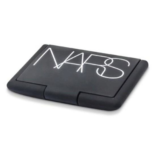 nars exhibit a