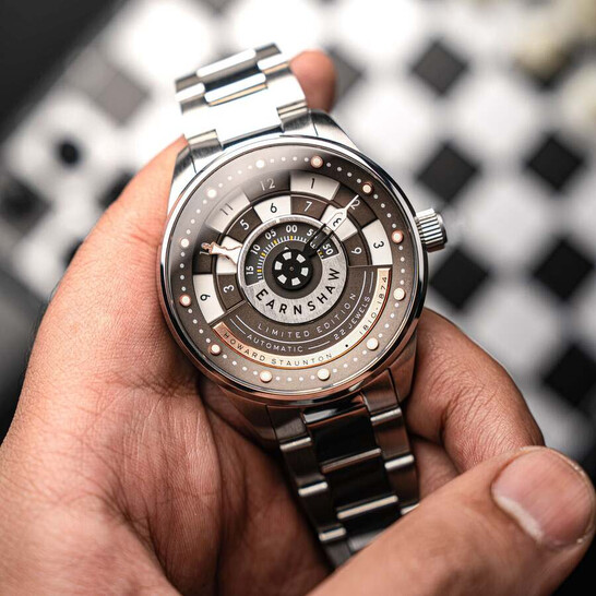 Thomas Earnshaw Staunton Chess Set Automatic Grey Dial Men's Watch ES ...