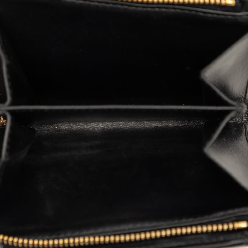 Prada Pre-owned Prada Quilted Soft Calf Triangle Bifold Wallet Ladies ...