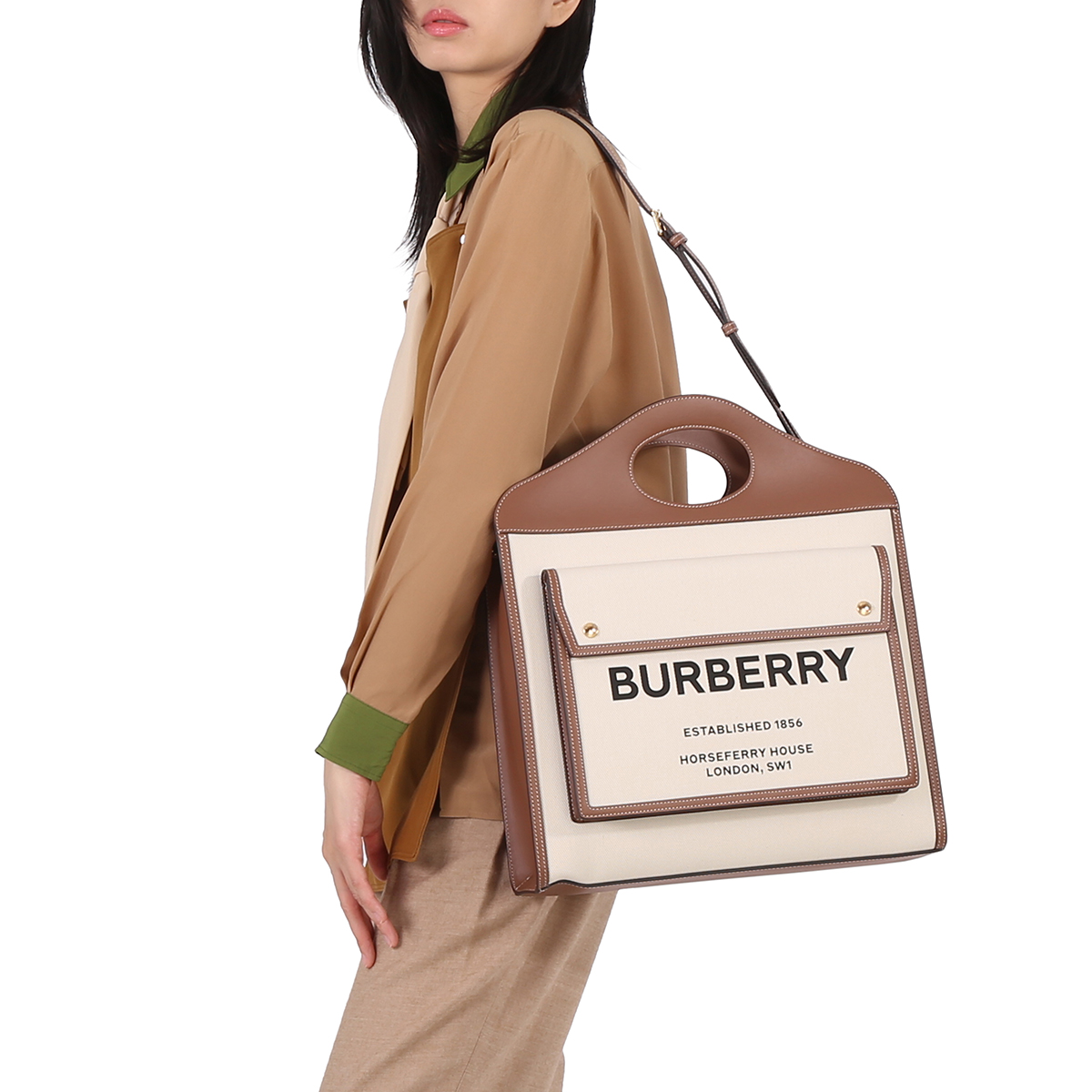 Burberry Open Box - Burberry Ladies Logo Printed Pocket Tote Bag ...