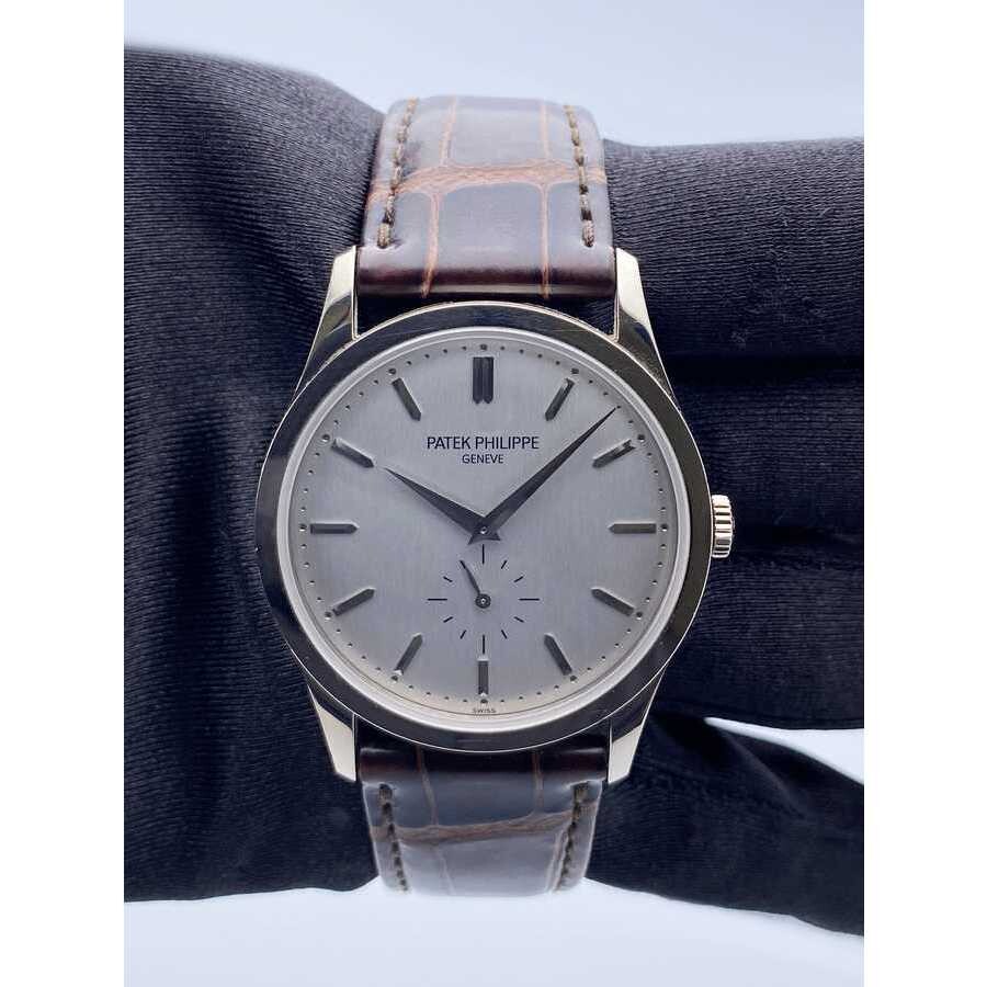 Patek Philippe Pre-owned Patek Philippe Calatrava Hand Wind Silver Dial Men's Watch 5196G-001 ...