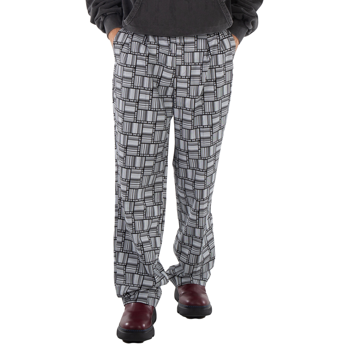 VTMNTS Men's Barcode Monogram Tailored Pants, Size Medium VL12PA140B ...